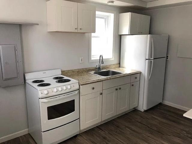 1 Bedroom 1 Bathroom First Floor Unit available im