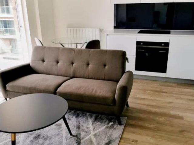 1 Bedroom 1 Bathroom Flat1001