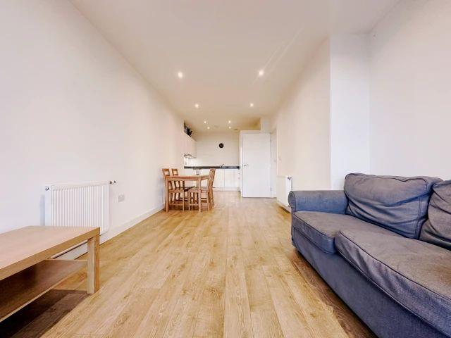 1 Bedroom 1 Bathroom Flat103