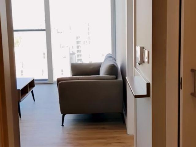 1 Bedroom 1 Bathroom Flat13E