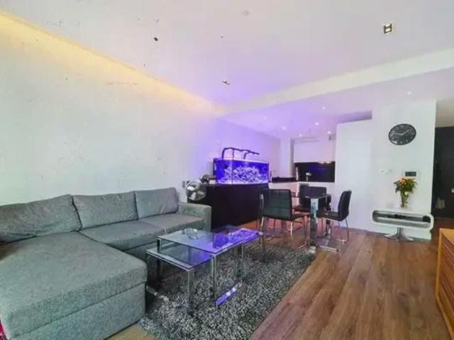 1 Bedroom 1 Bathroom Flat805