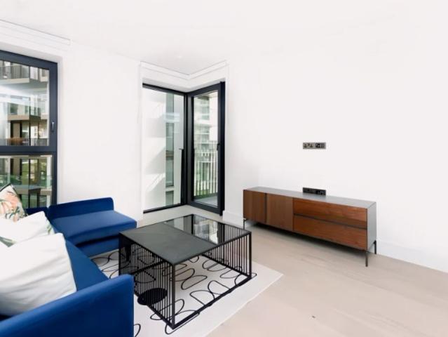 1 Bedroom 1 Bathroom Flat 155