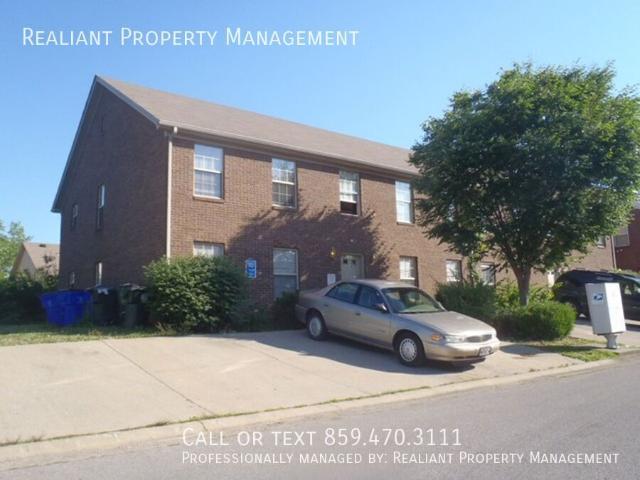 1 Bedroom, 1 Bathroom in Lexington!