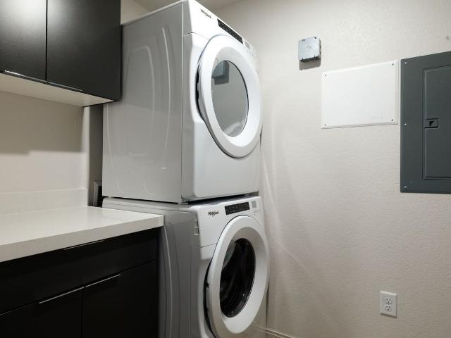 1 Bedroom & 1 Bedroom + Den at UC! 1 Bedroom Apartment for Rent at 2020 W Kagy Blvd, Bozeman, MT 59718