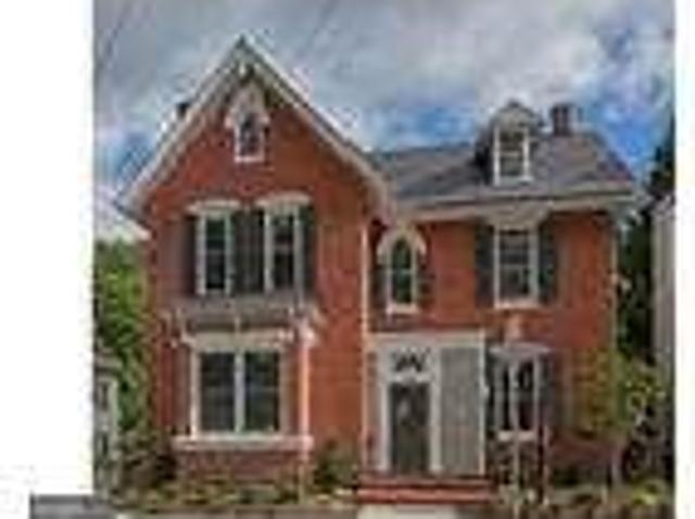 1 Bedroom 2 Bath In Doylestown PA 18901