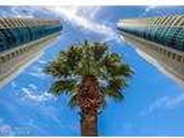 1 Bedroom 2 Bath In Las Vegas Nevada 89109