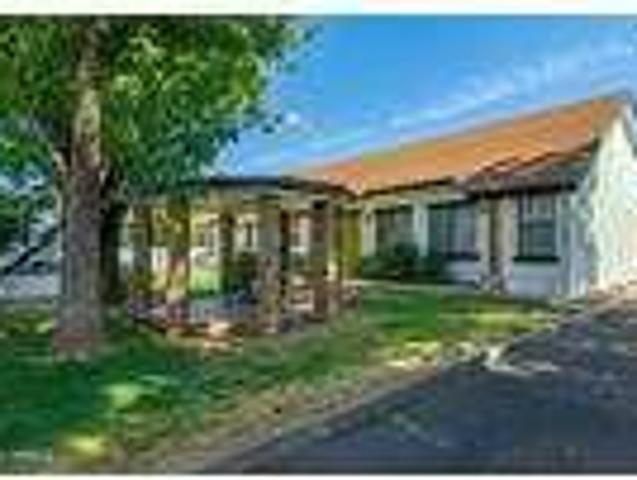 1 Bedroom 2 Bath In Phoenix AZ 85021