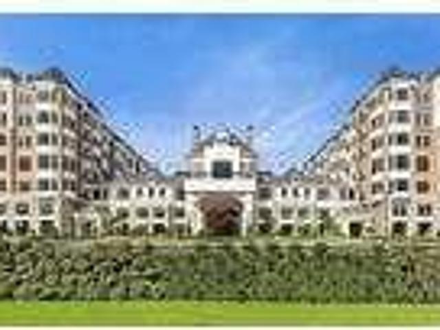 1 Bedroom 2 Bath In Westbury NY 11590