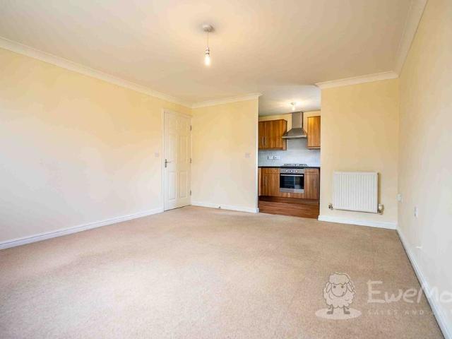 2 Bedroom
