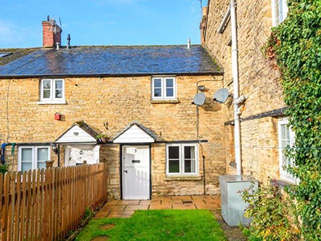 1 Bedroom Cottage To Rent In Manor Road, Brize Norton, OX18