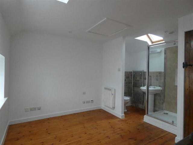 1 bedroom cottage to rent