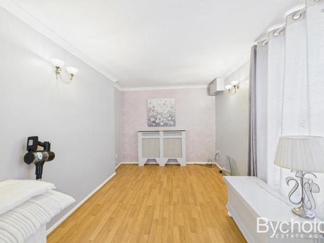 1 bedroom cottage to rent