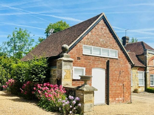 1 bedroom cottage to rent