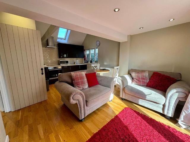 1 bedroom cottage to rent