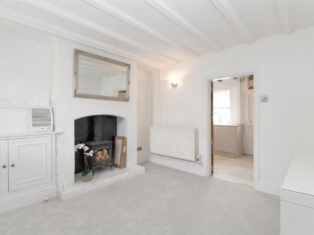 1 bedroom cottage to rent