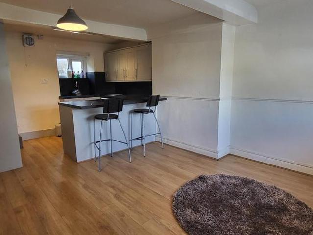 1 bedroom cottage to rent