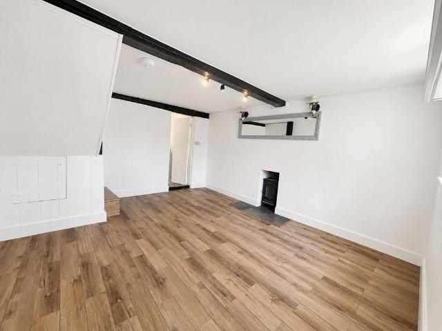 1 bedroom cottage to rent