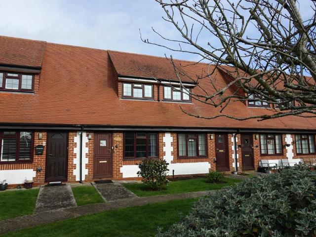 1 bedroom cottage for sale