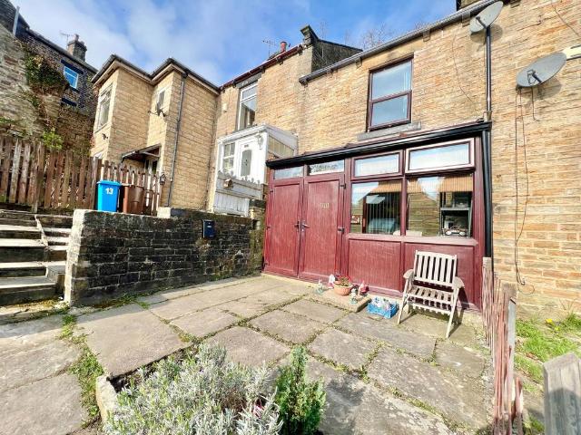 1 bedroom cottage for sale