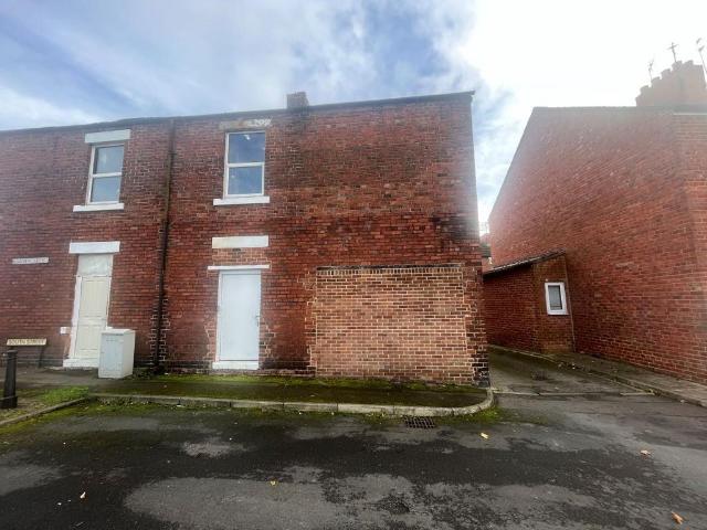 1 bedroom cottage for sale