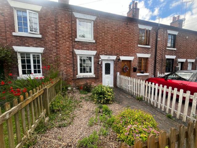 1 bedroom cottage for sale