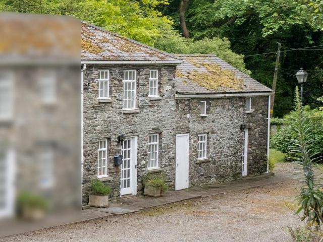 1 bedroom cottage for sale