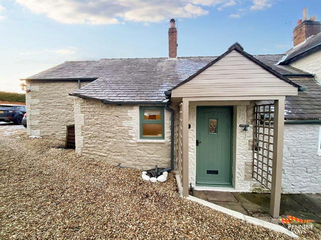 1 bedroom cottage for sale