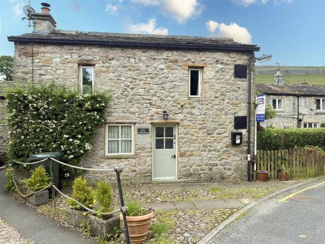 1 bedroom cottage for sale