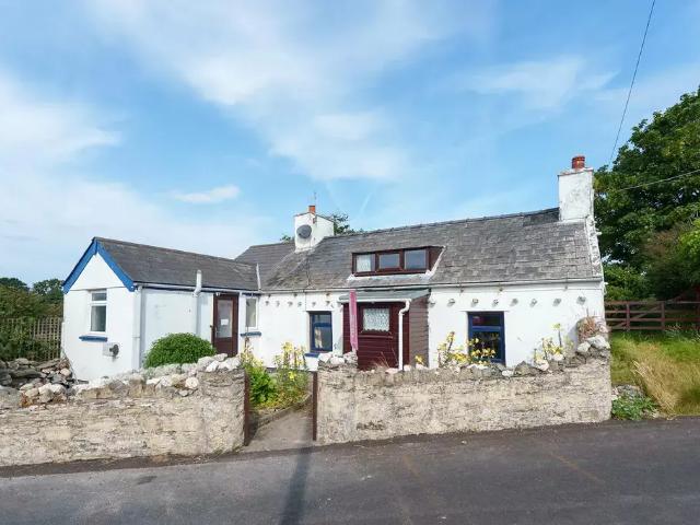 1 bedroom cottage for sale