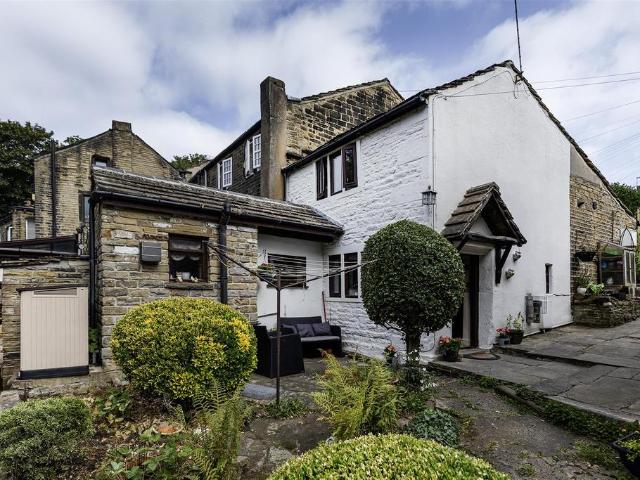 1 bedroom cottage for sale
