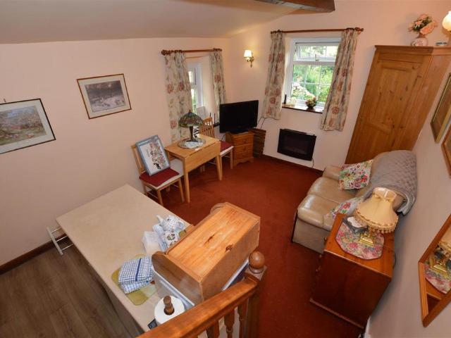 1 bedroom cottage for sale