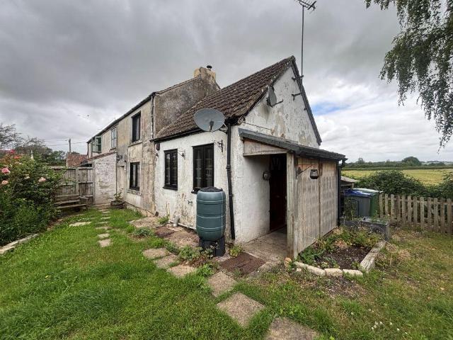 1 bedroom cottage for sale