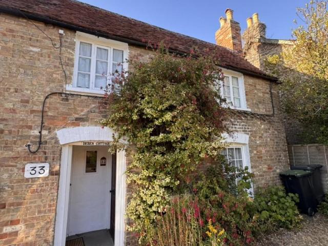 1 bedroom cottage for sale