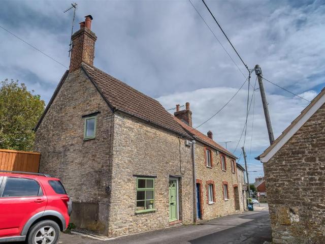 1 bedroom cottage for sale