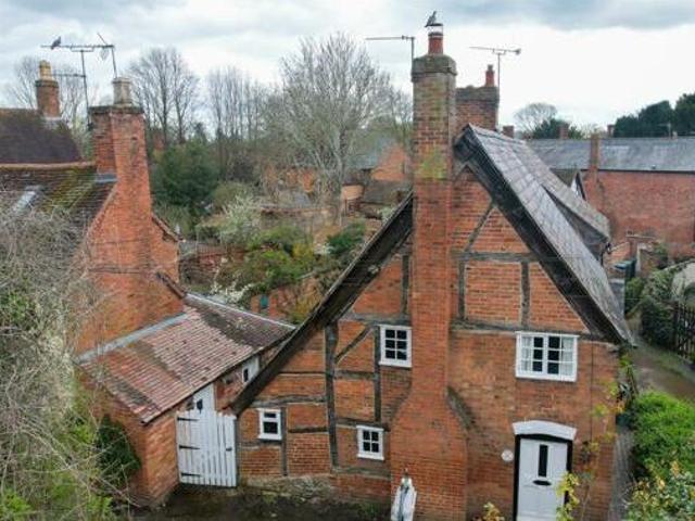 1 Bedroom Cottage For Sale In Wellesbourne