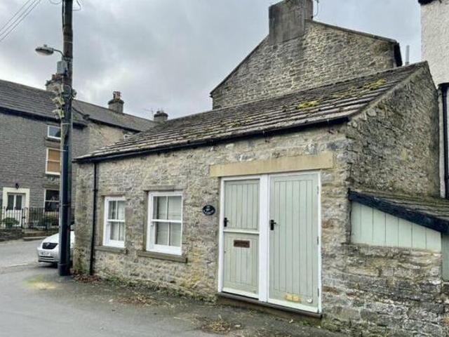 1 Bedroom Cottage For Sale In East Witton Road