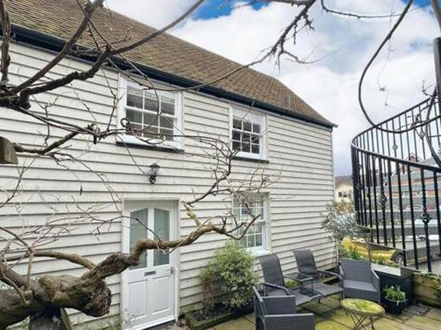 1 Bedroom Cottage For Sale In High Street