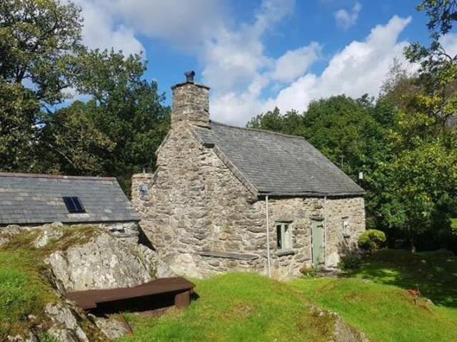 1 Bedroom Cottage For Sale In Rhosygwalia, Bala
