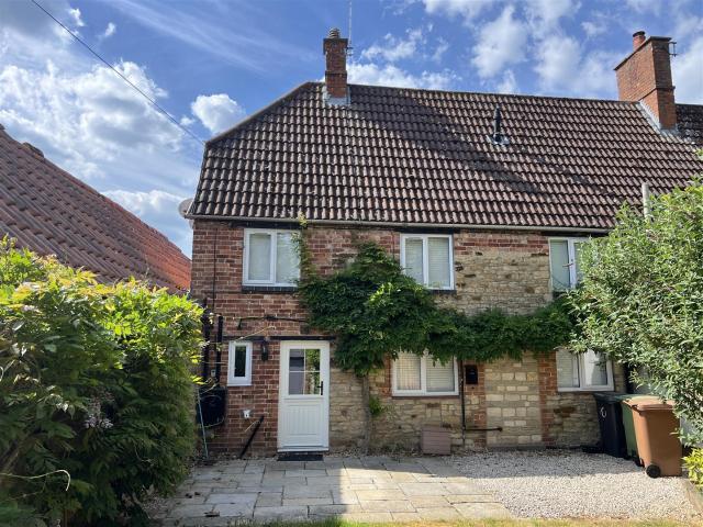 1 bedroom Cottage for rent