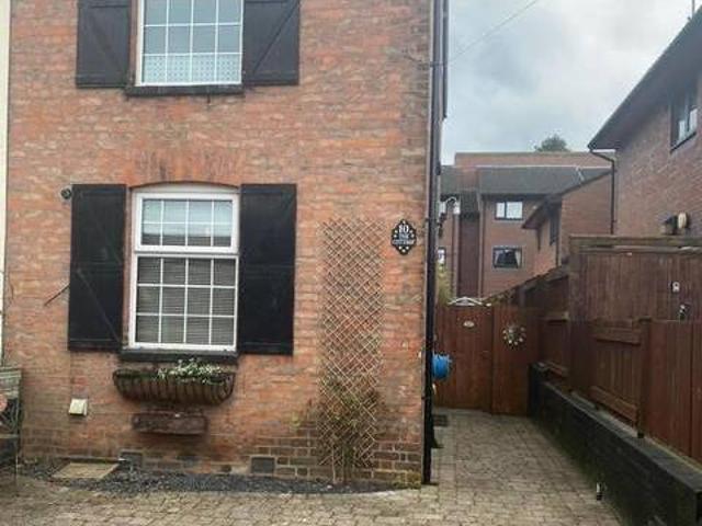 1 bedroom cottage for rent in Main Street LE8