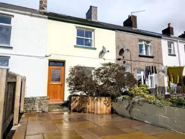 1 bedroom cottage for rent in Sunnybank, Llantrisant, PONTYCLU.