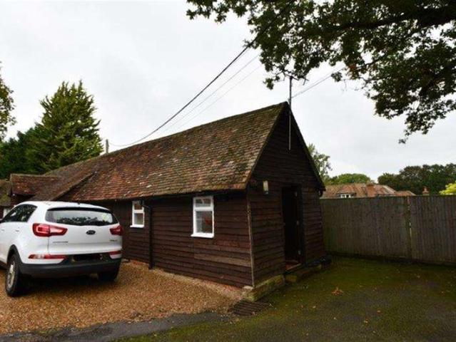 1 Bedroom Cottage House