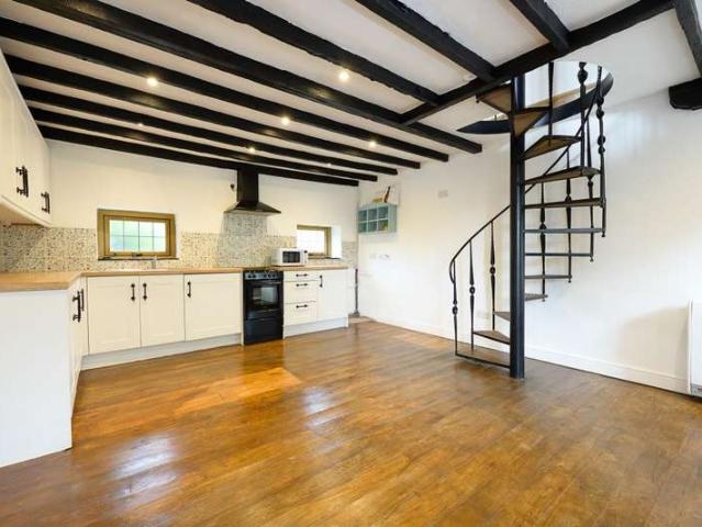 1 Bedroom Cottage House