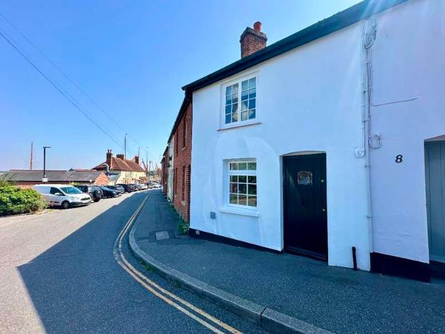 1 Bedroom Cottage House