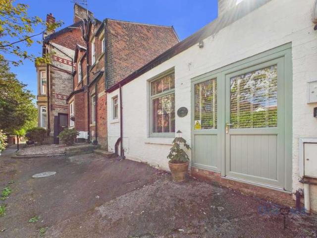 1 Bedroom Cottage House
