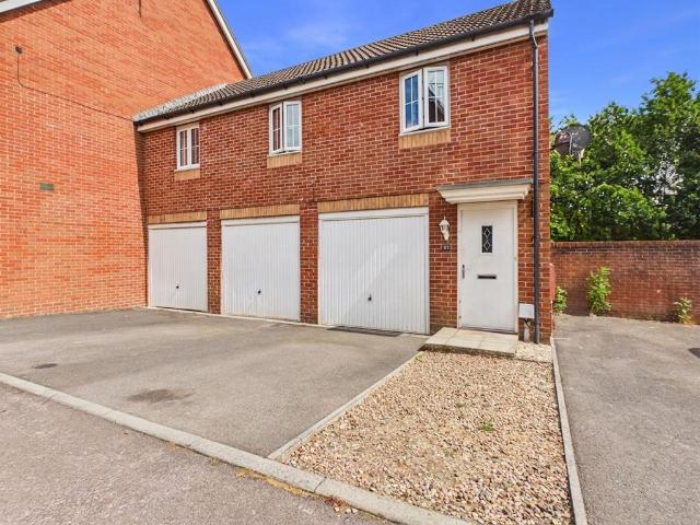 1 bedroom coach house for sale