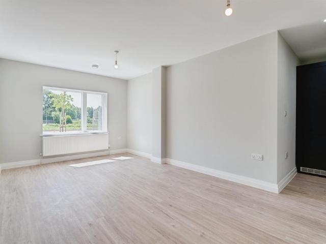 1 bedroom coach house for sale