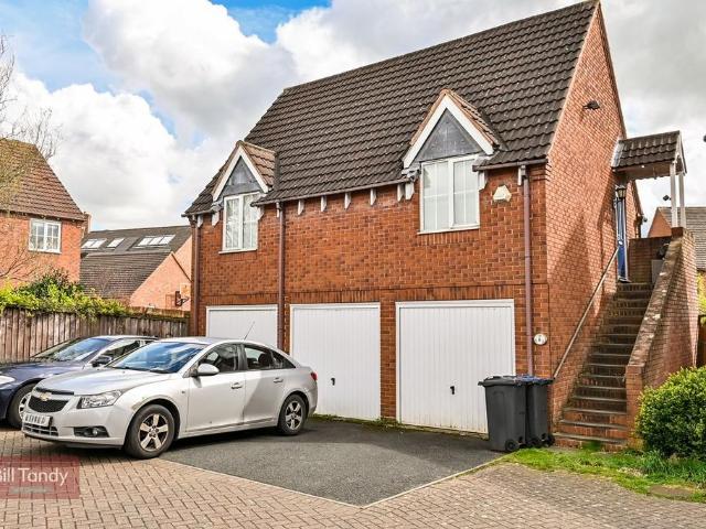 1 bedroom coach house for sale