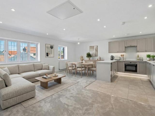 1 bedroom coach house for sale