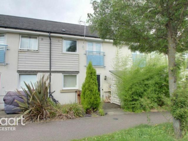 1 bedroom coach house for sale
